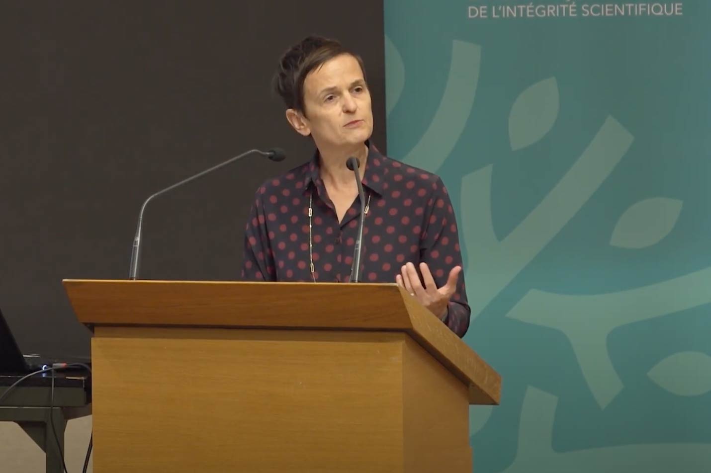 Retour en images sur le colloque "Prises de parole des chercheuses et ...